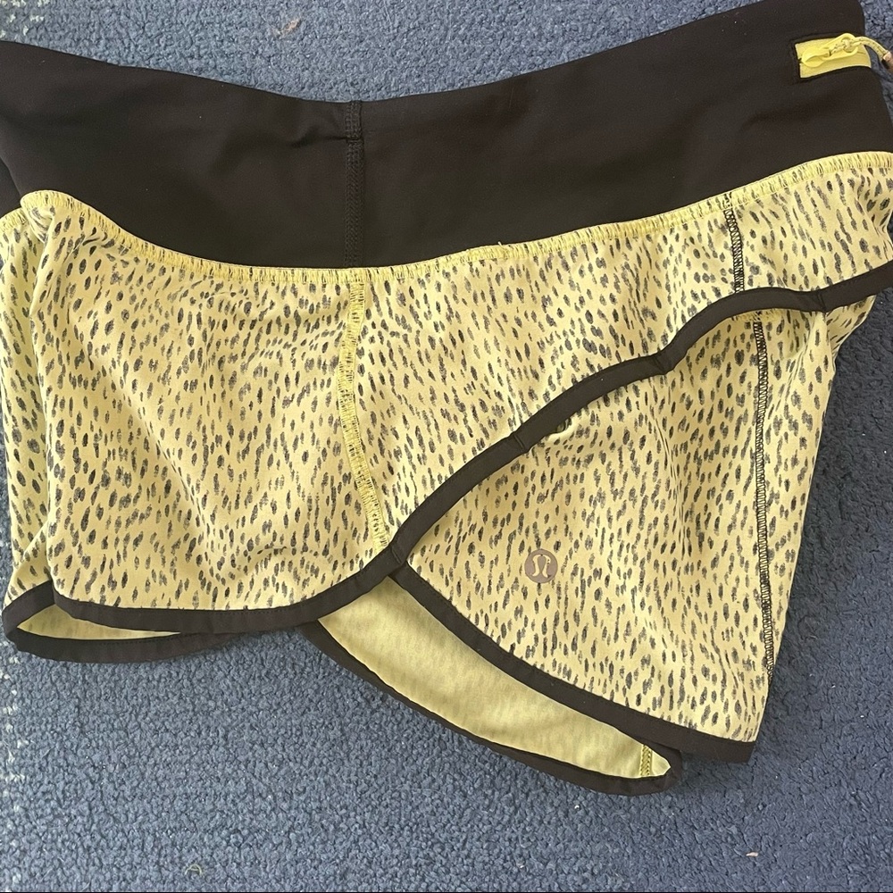 Lululemon Run Speed Short Dottie Dash Clarity - Gem